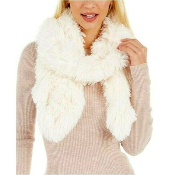 Cejon | Accessories | Nwt Cejon Faux Fur Boa Muffler Scarf Ivory | Poshmark